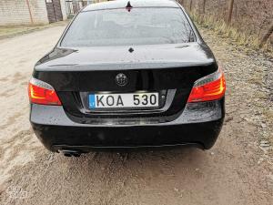 Black BMW 530 2005 in Kaisiadorys, with an engine capacity of 3.00 L and mileage of 362 thousand km for 4300 €, photo 12 on AUTOMOTO.COM.LV