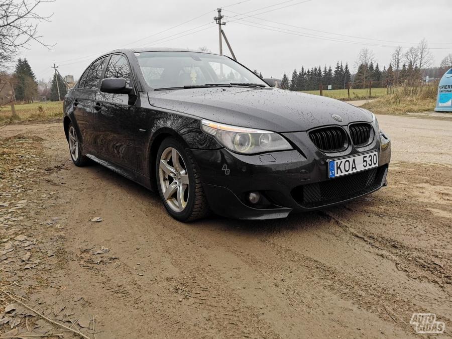 Black BMW 530 2005 in Kaisiadorys, with an engine capacity of 3.00 L and mileage of 362 thousand km for 4300 €, photo 13 on AUTOMOTO.COM.LV
