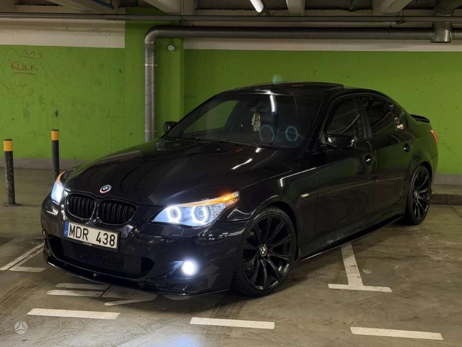 Black BMW 530 2005 in Vilnius, with an engine capacity of 2.50 L and mileage of 400 thousand km for 4999 €, photo 1 on AUTOMOTO.COM.LV