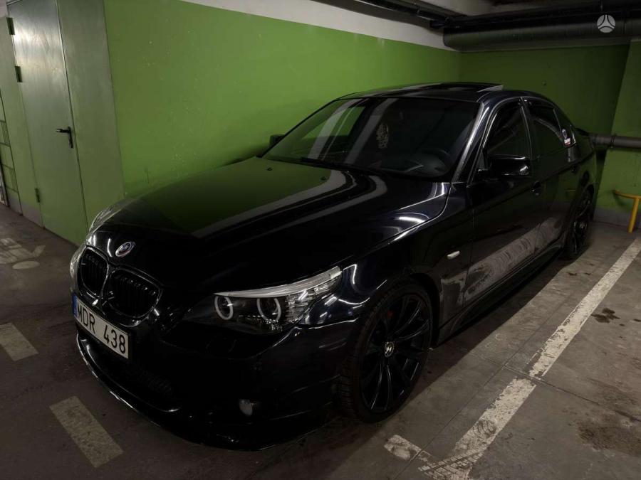 Black BMW 530 2005 in Vilnius, with an engine capacity of 2.50 L and mileage of 400 thousand km for 4999 €, photo 10 on AUTOMOTO.COM.LV