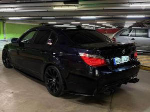 Black BMW 530 2005 in Vilnius, with an engine capacity of 2.50 L and mileage of 400 thousand km for 4999 €, photo 12 on AUTOMOTO.COM.LV