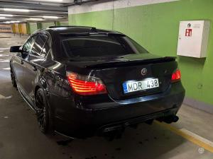 Black BMW 530 2005 in Vilnius, with an engine capacity of 2.50 L and mileage of 400 thousand km for 4999 €, photo 15 on AUTOMOTO.COM.LV