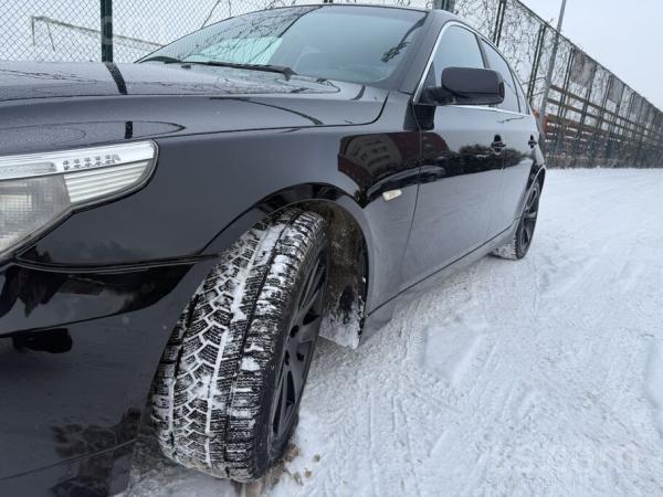Melns BMW 530 2005 Jelgava, ar dzinēja tilpumu 3.00 L un nobraukumu 0 tūkst. km par 2950 €, foto 5 vietnē AUTOMOTO.COM.LV
