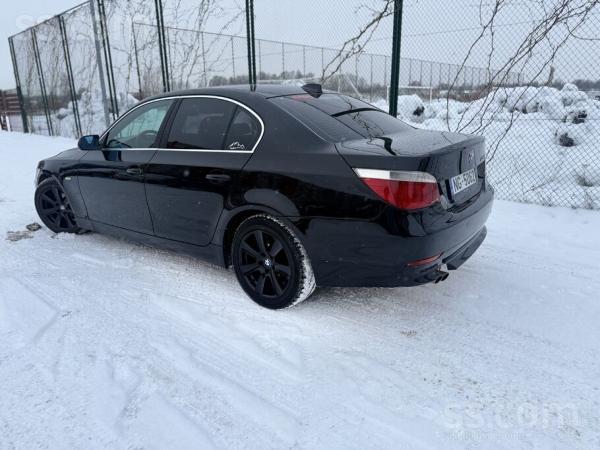 Melns BMW 530 2005 Jelgava, ar dzinēja tilpumu 3.00 L un nobraukumu 0 tūkst. km par 2950 €, foto 6 vietnē AUTOMOTO.COM.LV