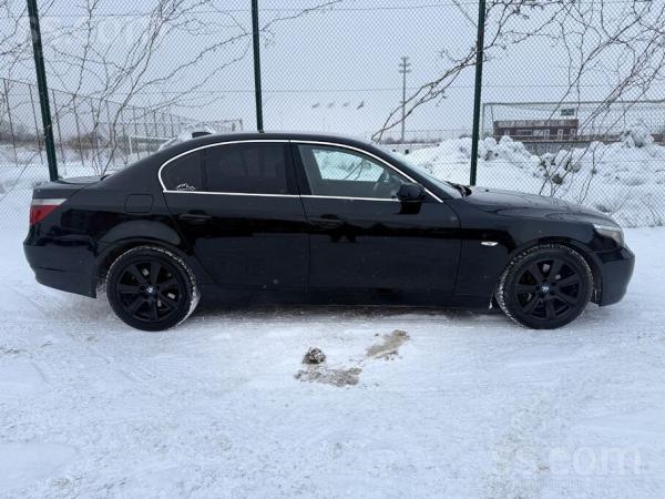 Melns BMW 530 2005 Jelgava, ar dzinēja tilpumu 3.00 L un nobraukumu 0 tūkst. km par 2950 €, foto 7 vietnē AUTOMOTO.COM.LV