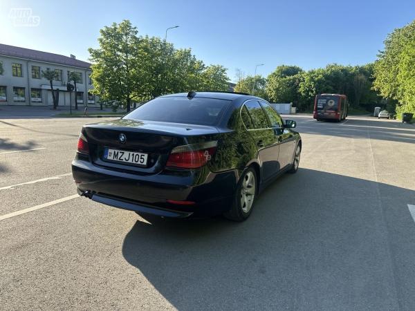 Melns BMW 530 2005 Viļņa, ar dzinēja tilpumu 3.00 L un nobraukumu 525 tūkst. km par 2900 €, foto 2 vietnē AUTOMOTO.COM.LV