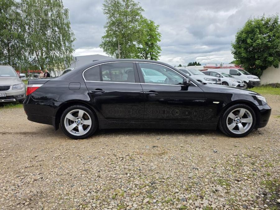 Melns BMW 530 2005 Rēzekne, ar dzinēja tilpumu 3.00 L un nobraukumu 0 tūkst. km par 3800 €, foto 3 vietnē AUTOMOTO.COM.LV