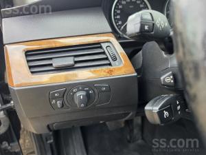 Melns BMW 530 2005 Rēzekne, ar dzinēja tilpumu 3.00 L un nobraukumu 0 tūkst. km par 3800 €, foto 22 vietnē AUTOMOTO.COM.LV