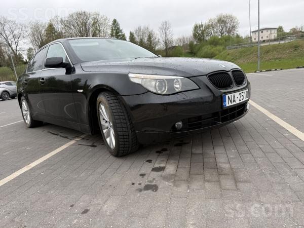 Black BMW 530 2005 in Rezekne, with an engine capacity of 3.00 L and mileage of 424 thousand km for 3900 €, photo 7 on AUTOMOTO.COM.LV