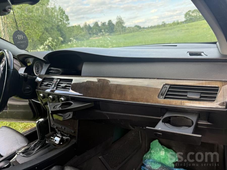 Черный БМВ 530 2005 в Резекне, объемом двигателя 3.00 л и пробегом 424 тыс. км за 3900 €, фото 17 на AUTOMOTO.COM.LV