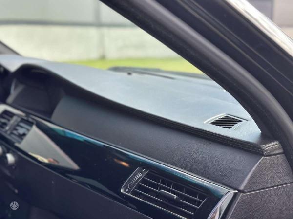 Black BMW 530 2005 in Vilnius, with an engine capacity of 2.99 L and mileage of 290 thousand km for 5850 €, photo 9 on AUTOMOTO.COM.LV