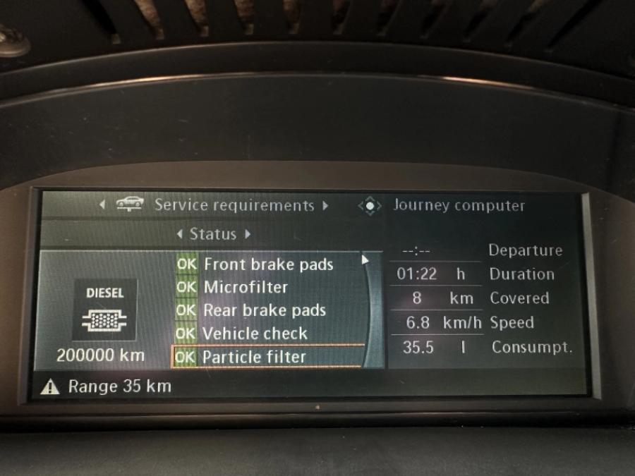 Black BMW 530 2005 in Riga, with an engine capacity of 3.00 L and mileage of 380 thousand km for 4990 €, photo 15 on AUTOMOTO.COM.LV