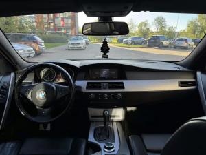 Черный БМВ 530 2005 в Рига, объемом двигателя 3.00 л и пробегом 359 тыс. км за 4490 €, фото 7 на AUTOMOTO.COM.LV