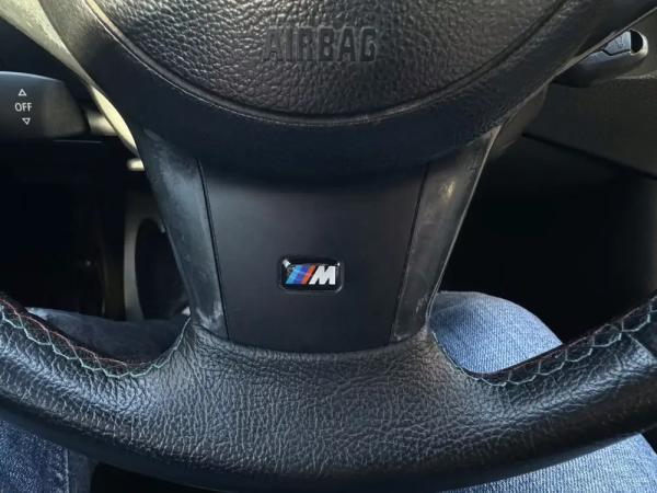 Black BMW 530 2005 in Riga, with an engine capacity of 3.00 L and mileage of 359 thousand km for 4490 €, photo 10 on AUTOMOTO.COM.LV