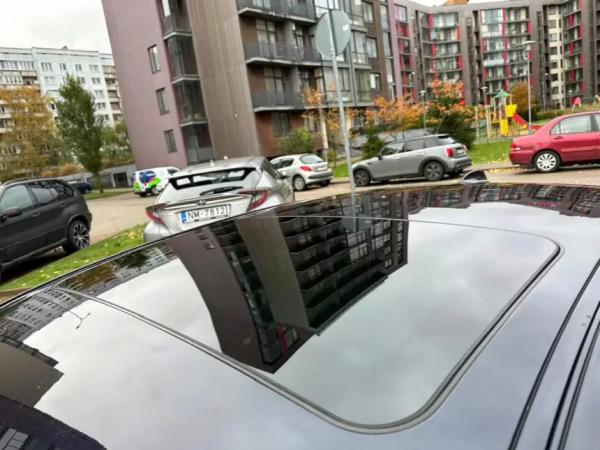 Black BMW 530 2005 in Riga, with an engine capacity of 3.00 L and mileage of 378 thousand km for 4990 €, photo 7 on AUTOMOTO.COM.LV
