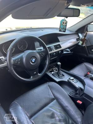 Melns BMW 530 2005 Kauņa, ar dzinēja tilpumu 3.00 L un nobraukumu 423 tūkst. km par 3000 €, foto 10 vietnē AUTOMOTO.COM.LV