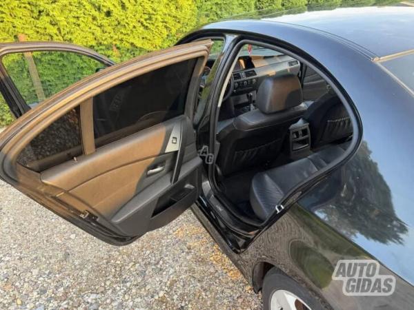 Melns BMW 530 2005 Šalčininkai, ar dzinēja tilpumu 3.00 L un nobraukumu 368 tūkst. km par 5700 €, foto 5 vietnē AUTOMOTO.COM.LV