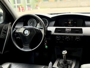 Black BMW 530 2005 in Kaunas, with an engine capacity of 3.00 L and mileage of 377 thousand km for 3500 €, photo 14 on AUTOMOTO.COM.LV