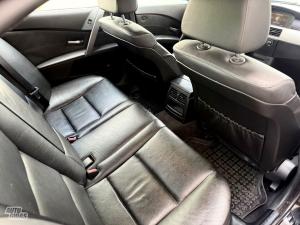 Black BMW 530 2005 in Kaunas, with an engine capacity of 3.00 L and mileage of 377 thousand km for 3500 €, photo 20 on AUTOMOTO.COM.LV