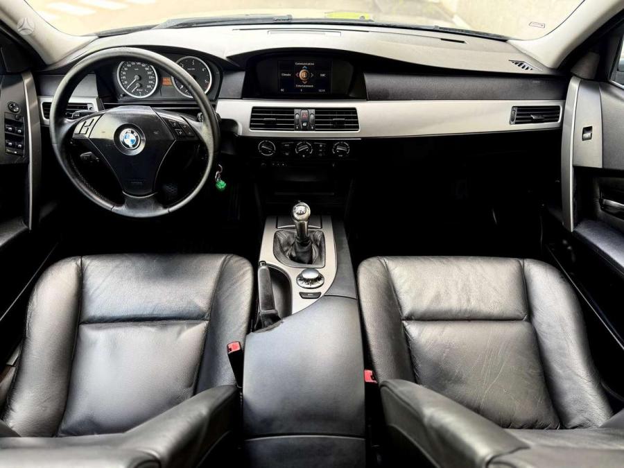 Black BMW 530 2005 in Kaunas, with an engine capacity of 2.99 L and mileage of 377 thousand km for 3500 €, photo 18 on AUTOMOTO.COM.LV