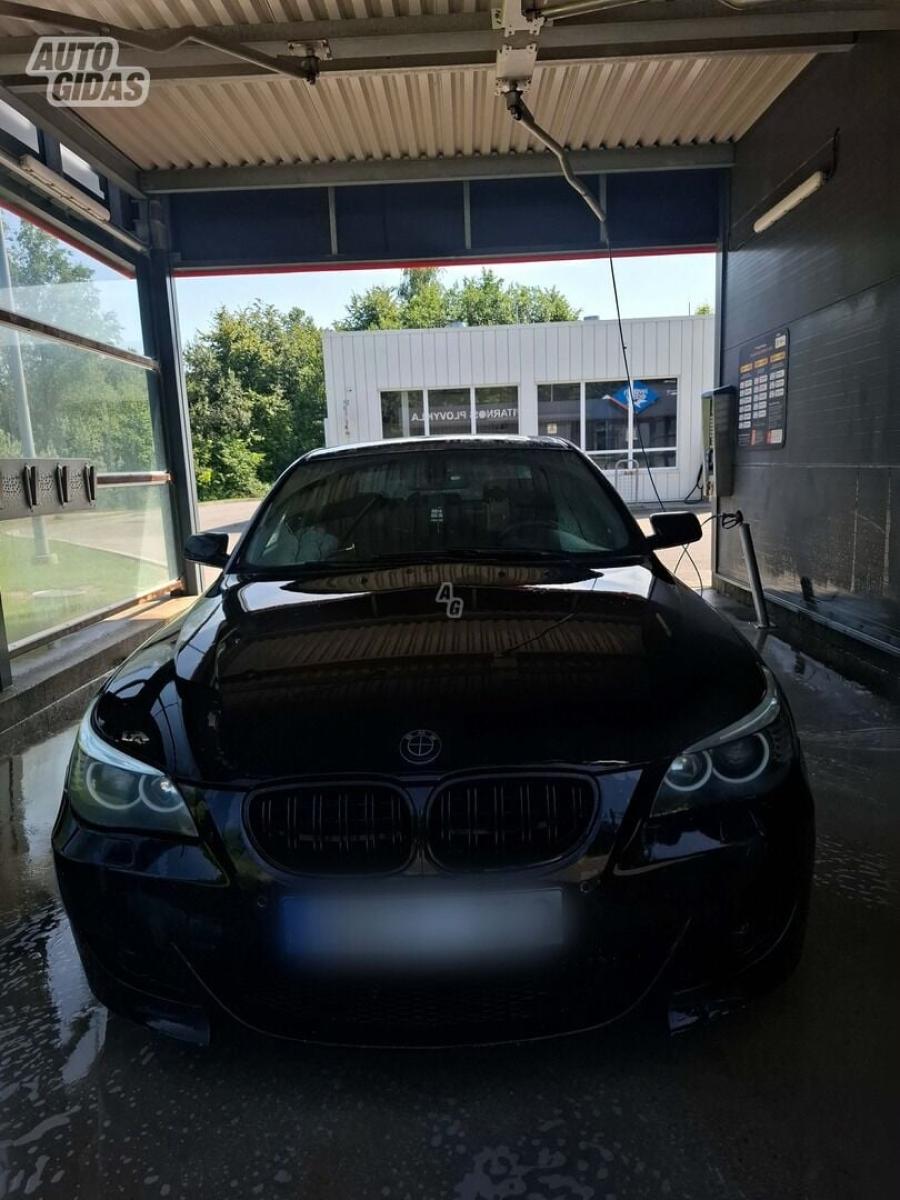 Melns BMW 530 2005 Naujoji Akmenė, ar dzinēja tilpumu 3.00 L un nobraukumu 422 tūkst. km par 3750 €, foto 3 vietnē AUTOMOTO.COM.LV
