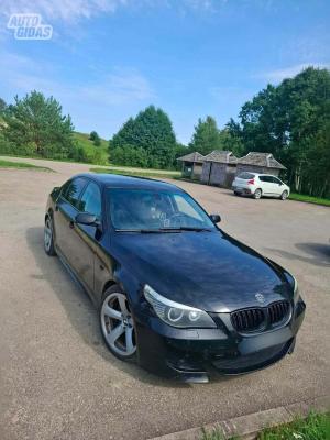 Melns BMW 530 2005 Naujoji Akmenė, ar dzinēja tilpumu 3.00 L un nobraukumu 422 tūkst. km par 3750 €, foto 6 vietnē AUTOMOTO.COM.LV