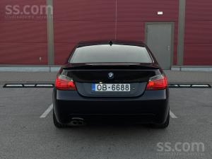 Black BMW 530 2005 in Riga, with an engine capacity of 3.00 L and mileage of 415 thousand km for 4950 €, photo 6 on AUTOMOTO.COM.LV