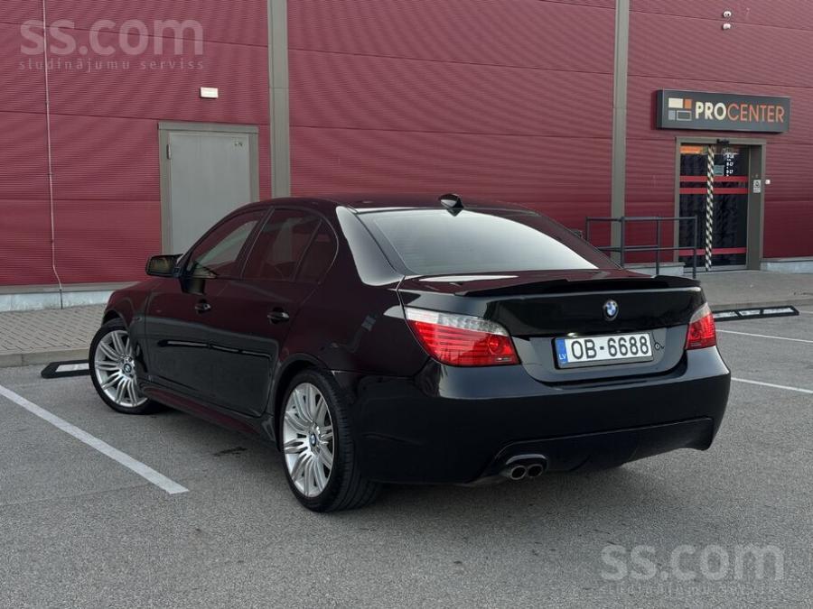 Black BMW 530 2005 in Riga, with an engine capacity of 3.00 L and mileage of 415 thousand km for 4950 €, photo 7 on AUTOMOTO.COM.LV