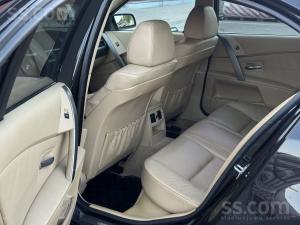 Black BMW 530 2005 in Riga, with an engine capacity of 3.00 L and mileage of 415 thousand km for 4950 €, photo 9 on AUTOMOTO.COM.LV