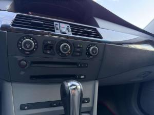 Melns BMW 530 2005 Kauņa, ar dzinēja tilpumu 2.49 L un nobraukumu 398 tūkst. km par 3250 €, foto 11 vietnē AUTOMOTO.COM.LV