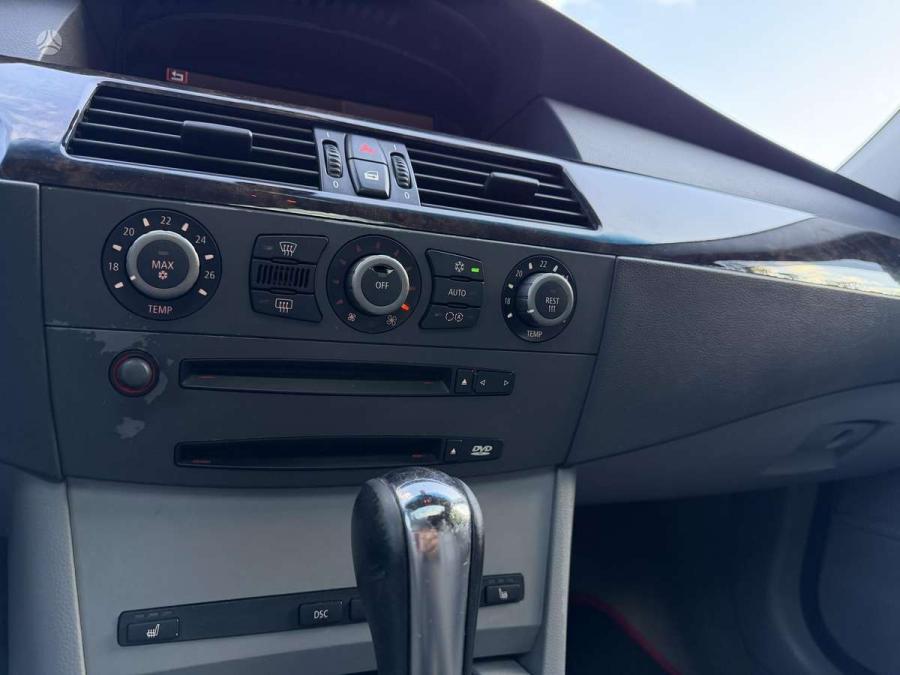Melns BMW 530 2005 Kauņa, ar dzinēja tilpumu 2.49 L un nobraukumu 398 tūkst. km par 3250 €, foto 11 vietnē AUTOMOTO.COM.LV