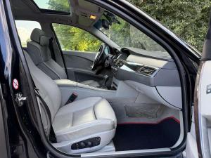 Melns BMW 530 2005 Kauņa, ar dzinēja tilpumu 2.49 L un nobraukumu 398 tūkst. km par 3250 €, foto 17 vietnē AUTOMOTO.COM.LV