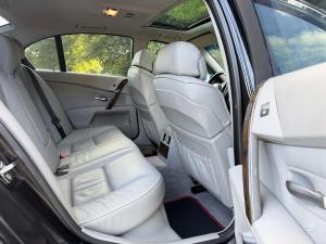 Melns BMW 530 2005 Kauņa, ar dzinēja tilpumu 2.49 L un nobraukumu 398 tūkst. km par 3250 €, foto 19 vietnē AUTOMOTO.COM.LV