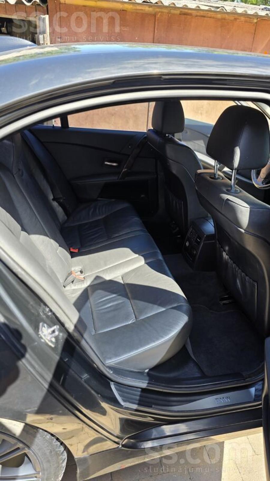 Черный БМВ 530 2005 в Айзкраукле, объемом двигателя 3.00 л и пробегом 470 тыс. км за 3800 €, фото 9 на AUTOMOTO.COM.LV