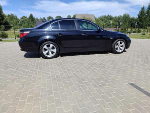 Black BMW 530 2005 in Vilnius, with an engine capacity of 2.99 L and mileage of 408 thousand km for 2950 €, photo 5 on AUTOMOTO.COM.LV