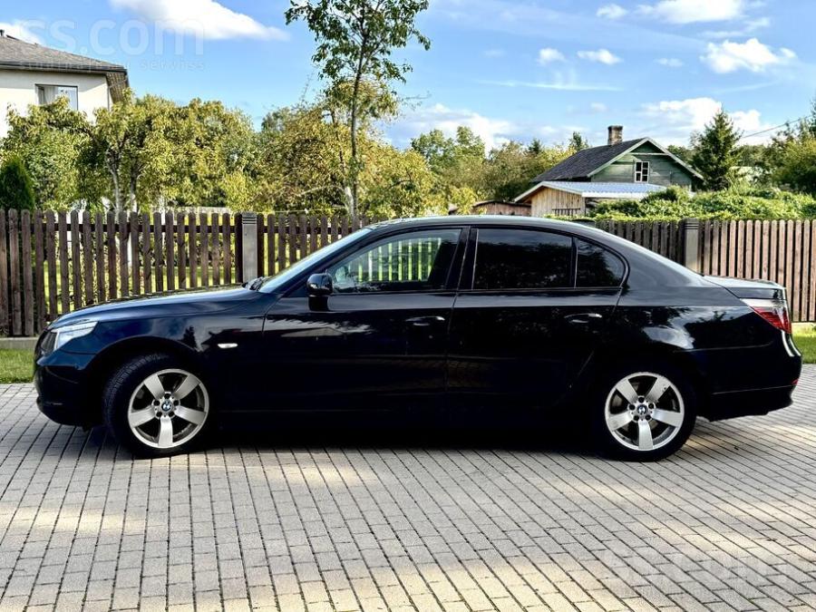 Melns BMW 530 2005 Rīga, ar dzinēja tilpumu 3.00 L un nobraukumu 280 tūkst. km par 4200 €, foto 3 vietnē AUTOMOTO.COM.LV