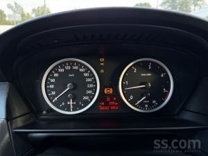 Melns BMW 530 2005 Rīga, ar dzinēja tilpumu 3.00 L un nobraukumu 280 tūkst. km par 4200 €, foto 13 vietnē AUTOMOTO.COM.LV
