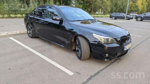 Черный БМВ 530 2005 в Даугавпилс, объемом двигателя 3.00 л и пробегом 347 тыс. км за 4900 €, фото 3 на AUTOMOTO.COM.LV