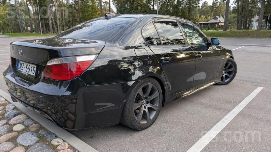 Melns BMW 530 2005 Daugavpils, ar dzinēja tilpumu 3.00 L un nobraukumu 347 tūkst. km par 4900 €, foto 5 vietnē AUTOMOTO.COM.LV