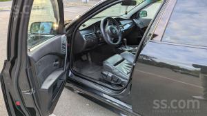 Melns BMW 530 2005 Daugavpils, ar dzinēja tilpumu 3.00 L un nobraukumu 347 tūkst. km par 4900 €, foto 9 vietnē AUTOMOTO.COM.LV