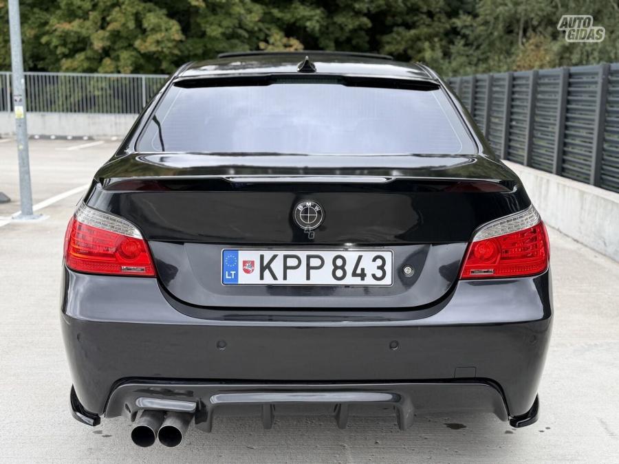 Black BMW 530 2005 in Vilnius, with an engine capacity of 3.00 L and mileage of 354 thousand km for 5240 €, photo 10 on AUTOMOTO.COM.LV