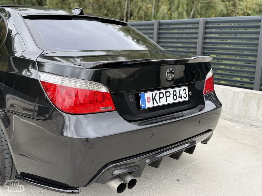 Black BMW 530 2005 in Vilnius, with an engine capacity of 3.00 L and mileage of 354 thousand km for 5240 €, photo 11 on AUTOMOTO.COM.LV