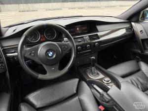 Black BMW 530 2005 in Vilnius, with an engine capacity of 3.00 L and mileage of 354 thousand km for 5240 €, photo 22 on AUTOMOTO.COM.LV