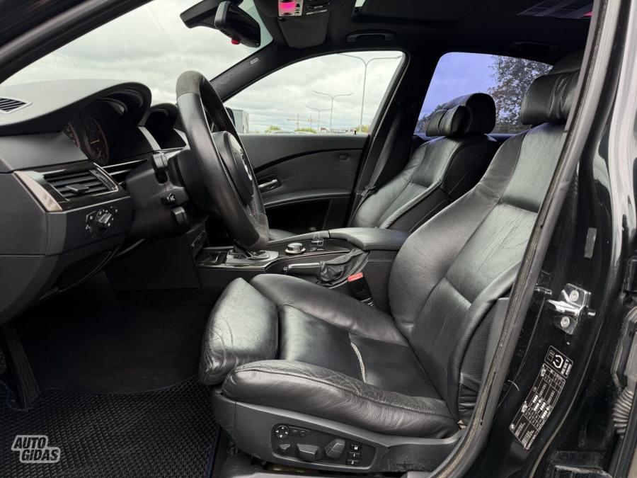 Black BMW 530 2005 in Vilnius, with an engine capacity of 3.00 L and mileage of 354 thousand km for 5240 €, photo 25 on AUTOMOTO.COM.LV