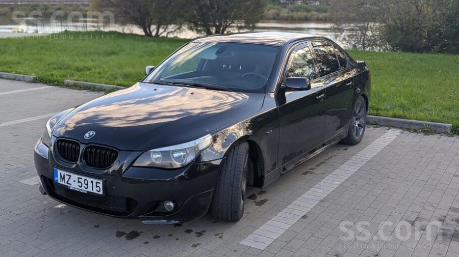 Black BMW 530 2005 in Daugavpils, with an engine capacity of 3.00 L and mileage of 346 thousand km for 4600 €, photo 1 on AUTOMOTO.COM.LV