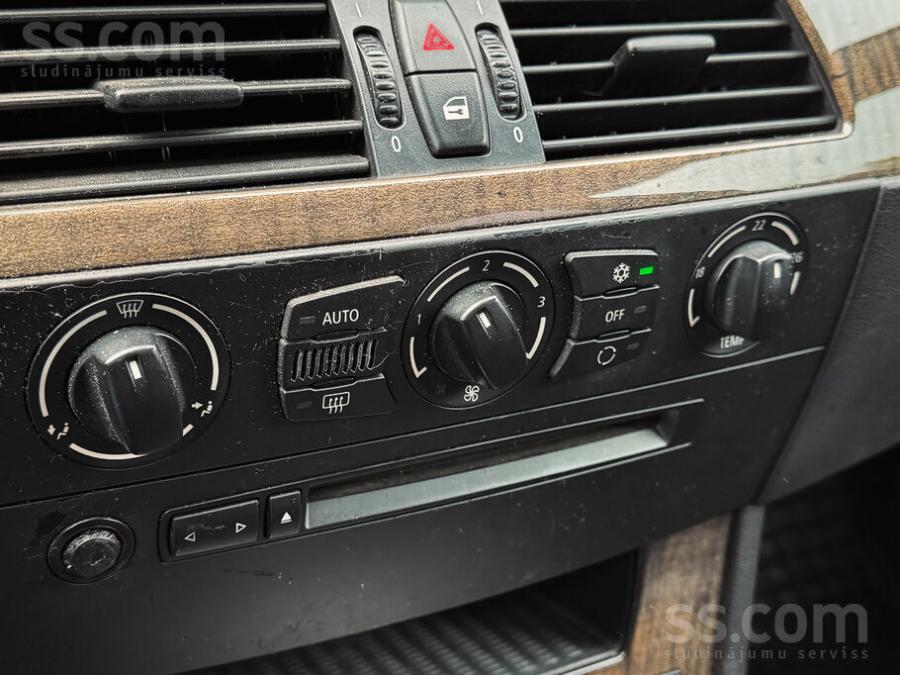 Melns BMW 530 2005 Rīga, ar dzinēja tilpumu 3.00 L un nobraukumu 380 tūkst. km par 3150 €, foto 13 vietnē AUTOMOTO.COM.LV