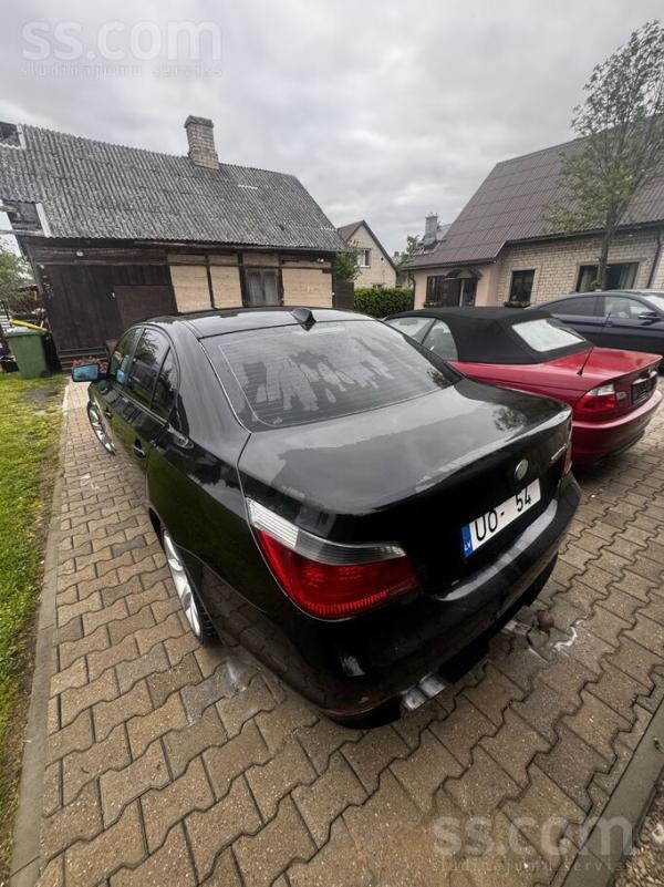 Melns BMW 530 2005 Valmiera, ar dzinēja tilpumu 3.00 L un nobraukumu 339 tūkst. km par 3950 €, foto 6 vietnē AUTOMOTO.COM.LV