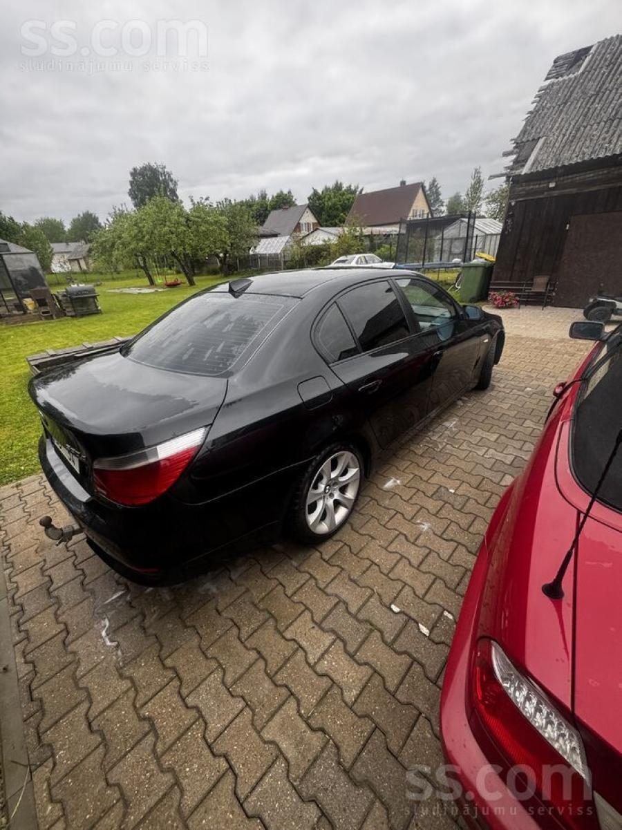 Melns BMW 530 2005 Valmiera, ar dzinēja tilpumu 3.00 L un nobraukumu 339 tūkst. km par 3950 €, foto 7 vietnē AUTOMOTO.COM.LV