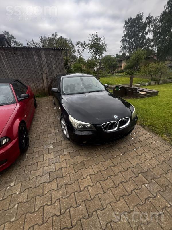 Melns BMW 530 2005 Valmiera, ar dzinēja tilpumu 3.00 L un nobraukumu 339 tūkst. km par 3950 €, foto 8 vietnē AUTOMOTO.COM.LV