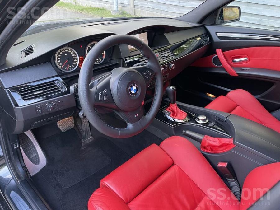 Melns BMW 530 2006 Jelgava, ar dzinēja tilpumu 3.00 L un nobraukumu 0 tūkst. km par 5900 €, foto 11 vietnē AUTOMOTO.COM.LV